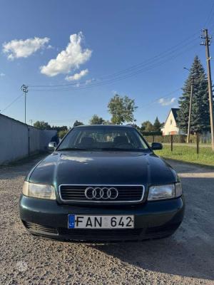Зеленый Ауди А4 1996 в Паневежис, объемом двигателя 1.90 л и пробегом 300 тыс. км за 850 €, фото 3 на AUTOMOTO.COM.LV