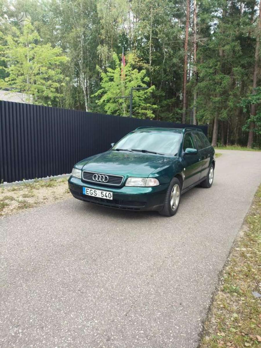 Green Audi A4 1996 in Vilnius, with an engine capacity of 1.90 L and mileage of 295 thousand km for 900 €, photo 1 on AUTOMOTO.COM.LV