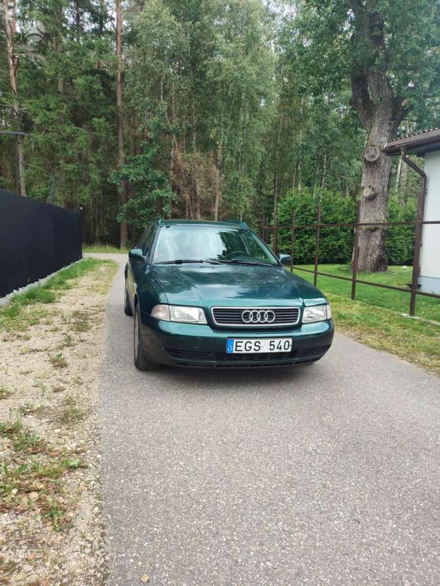 Green Audi A4 1996 in Vilnius, with an engine capacity of 1.90 L and mileage of 295 thousand km for 900 €, photo 3 on AUTOMOTO.COM.LV