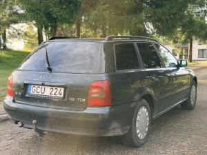 Green Audi A4 1996 in Utena, with an engine capacity of 1.90 L and mileage of 326 thousand km for 450 €, photo 8 on AUTOMOTO.COM.LV