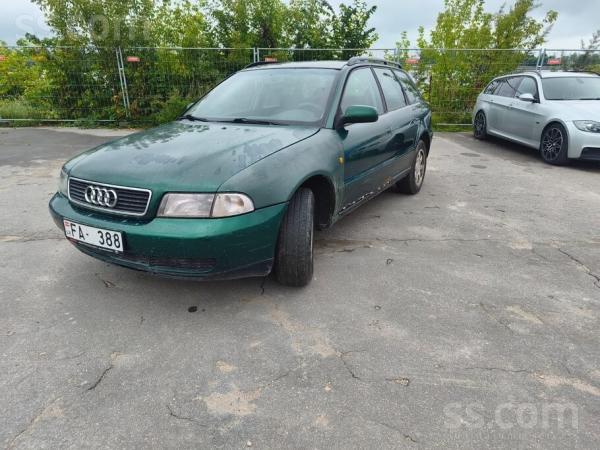 Green Audi A4 1996 in Riga, with an engine capacity of 1.80 L and mileage of 310 thousand km for 1400 €, photo 10 on AUTOMOTO.COM.LV