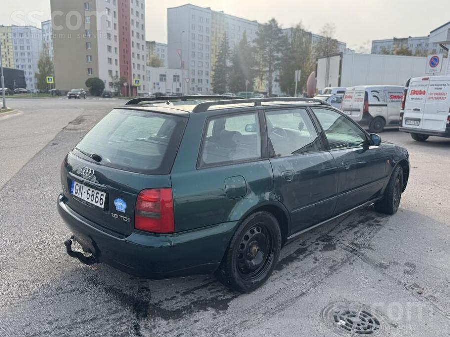 Green Audi A4 1996 in Dobele, with an engine capacity of 1.90 L and mileage of 447 thousand km for 1100 €, photo 4 on AUTOMOTO.COM.LV
