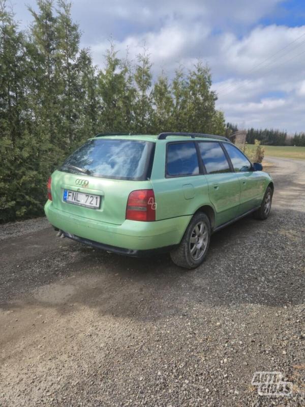 Green Audi A4 1997 in Vievis, with an engine capacity of 1.90 L and mileage of 435 thousand km for 1050 €, photo 4 on AUTOMOTO.COM.LV