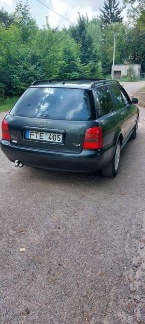 Green Audi A4 1997 in Vilnius, with an engine capacity of 1.90 L and mileage of 413 thousand km for 800 €, photo 6 on AUTOMOTO.COM.LV