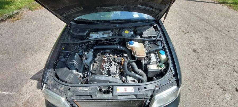 Green Audi A4 1997 in Vilnius, with an engine capacity of 1.90 L and mileage of 413 thousand km for 800 €, photo 13 on AUTOMOTO.COM.LV