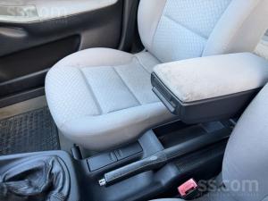 Zaļš Audi A4 1997 Limbaži, ar dzinēja tilpumu 1.80 L un nobraukumu 306 tūkst. km par 2300 €, foto 18 vietnē AUTOMOTO.COM.LV