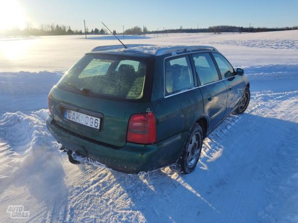 Zaļš Audi A4 1999 Ignalina, ar dzinēja tilpumu 1.90 L un nobraukumu 461 tūkst. km par 550 €, foto 2 vietnē AUTOMOTO.COM.LV