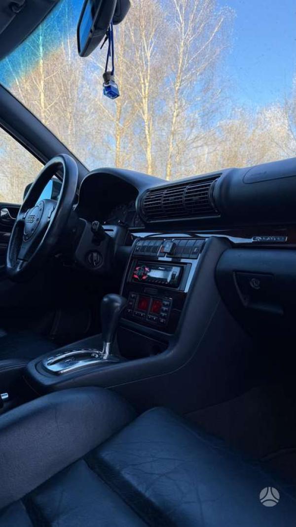 Green Audi A4 1999 in Rokiskis, with an engine capacity of 2.80 L and mileage of 307 thousand km for 2850 €, photo 11 on AUTOMOTO.COM.LV