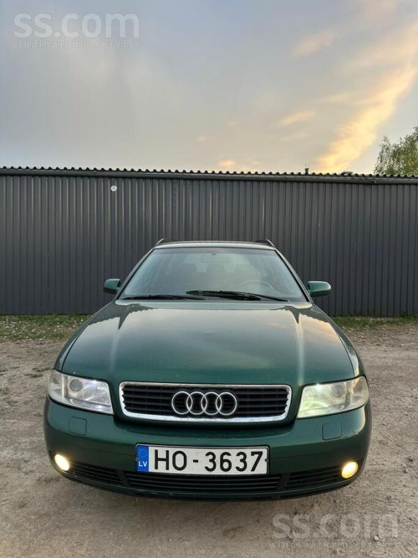 Green Audi A4 1999 in Jelgava, with an engine capacity of 2.50 L and mileage of 342 thousand km for 1450 €, photo 3 on AUTOMOTO.COM.LV