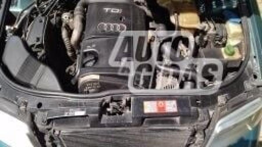 Zaļš Audi A4 1999 Marijampole, ar dzinēja tilpumu 1.90 L un nobraukumu 339 tūkst. km par 1400 €, foto 8 vietnē AUTOMOTO.COM.LV