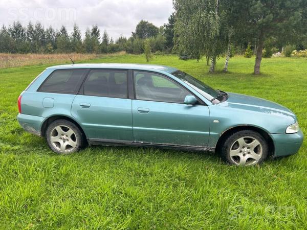 Зеленый Ауди А4 1999 в Елгава, объемом двигателя 1.90 л и пробегом 334 тыс. км за 3500 €, фото 5 на AUTOMOTO.COM.LV