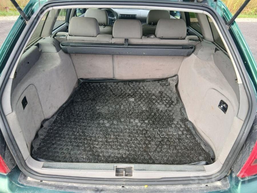 Zaļš Audi A4 1999 Jelgava, ar dzinēja tilpumu 1.90 L un nobraukumu 509 tūkst. km par 950 €, foto 8 vietnē AUTOMOTO.COM.LV