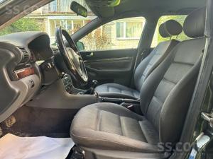 Green Audi A4 2000 in Riga, with an engine capacity of 1.90 L and mileage of 391 thousand km for 2690 €, photo 16 on AUTOMOTO.COM.LV