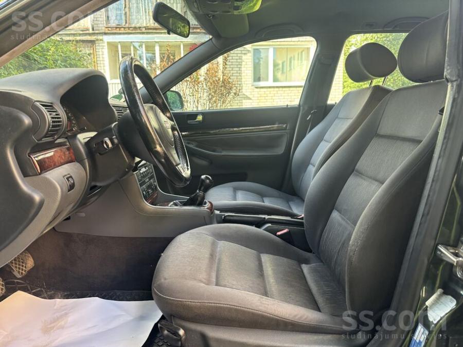 Green Audi A4 2000 in Riga, with an engine capacity of 1.90 L and mileage of 391 thousand km for 2690 €, photo 16 on AUTOMOTO.COM.LV