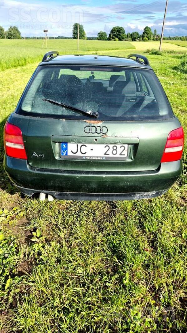 Zaļš Audi A4 2000 Jēkabpils, ar dzinēja tilpumu 1.90 L un nobraukumu 424 tūkst. km par 1200 €, foto 3 vietnē AUTOMOTO.COM.LV