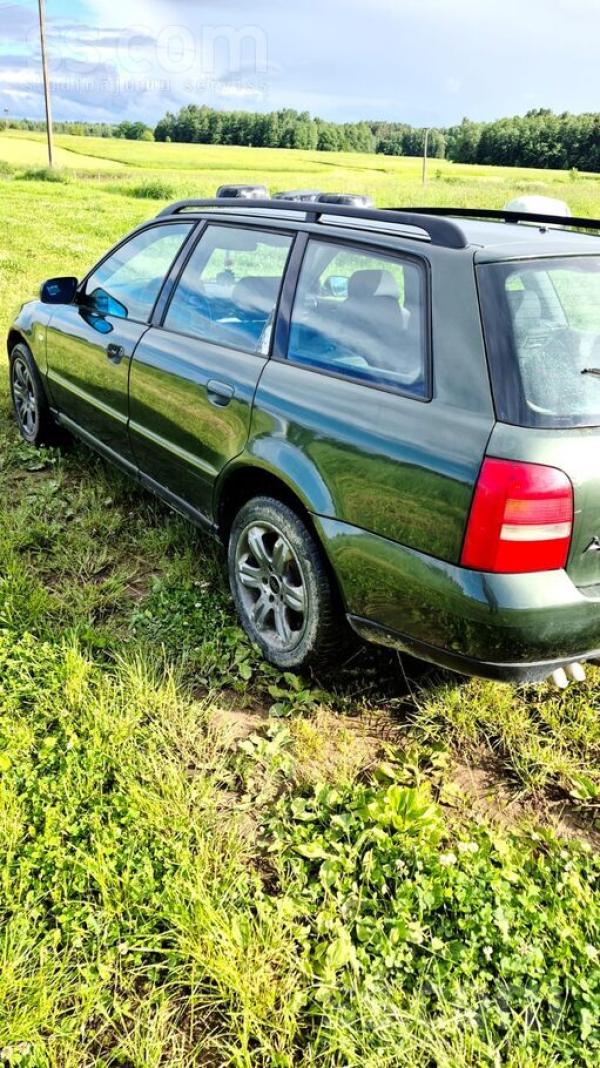 Zaļš Audi A4 2000 Jēkabpils, ar dzinēja tilpumu 1.90 L un nobraukumu 424 tūkst. km par 1200 €, foto 4 vietnē AUTOMOTO.COM.LV