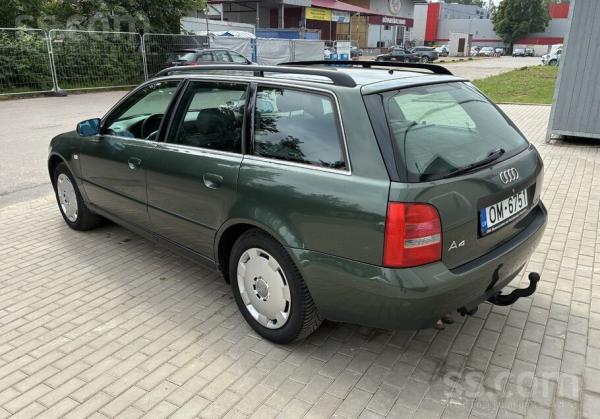Zaļš Audi A4 2000 Rīga, ar dzinēja tilpumu 1.90 L un nobraukumu 391 tūkst. km par 2650 €, foto 4 vietnē AUTOMOTO.COM.LV