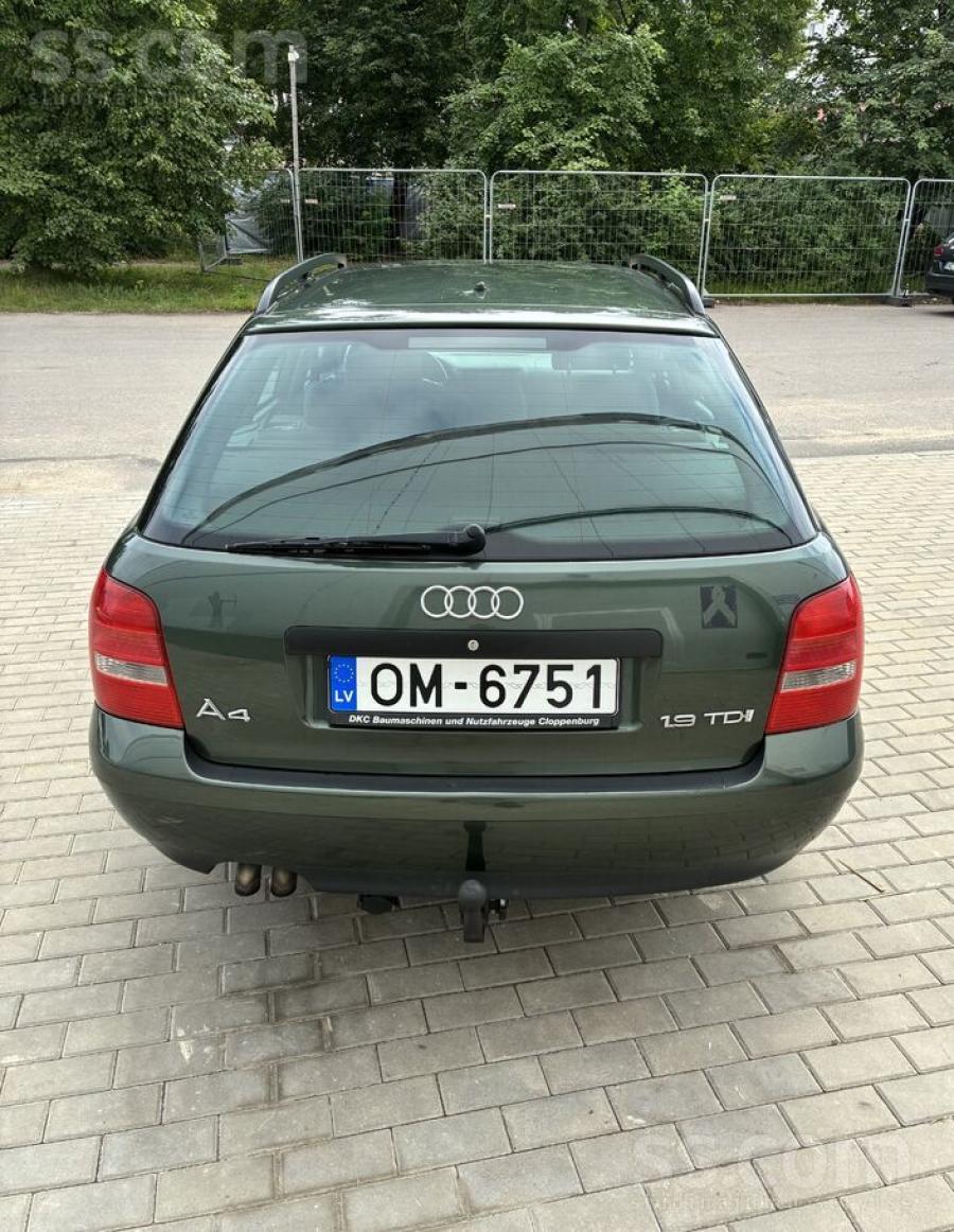 Zaļš Audi A4 2000 Rīga, ar dzinēja tilpumu 1.90 L un nobraukumu 391 tūkst. km par 2650 €, foto 7 vietnē AUTOMOTO.COM.LV