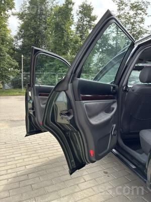 Zaļš Audi A4 2000 Rīga, ar dzinēja tilpumu 1.90 L un nobraukumu 391 tūkst. km par 2650 €, foto 13 vietnē AUTOMOTO.COM.LV