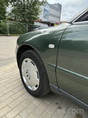 Zaļš Audi A4 2000 Rīga, ar dzinēja tilpumu 1.90 L un nobraukumu 391 tūkst. km par 2650 €, foto 15 vietnē AUTOMOTO.COM.LV