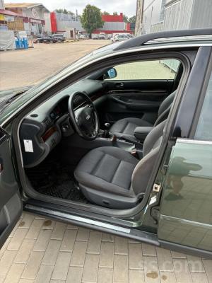 Zaļš Audi A4 2000 Rīga, ar dzinēja tilpumu 1.90 L un nobraukumu 391 tūkst. km par 2650 €, foto 19 vietnē AUTOMOTO.COM.LV