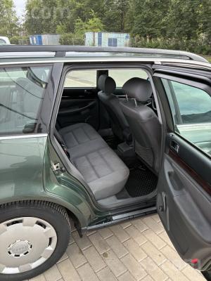 Zaļš Audi A4 2000 Rīga, ar dzinēja tilpumu 1.90 L un nobraukumu 391 tūkst. km par 2650 €, foto 25 vietnē AUTOMOTO.COM.LV