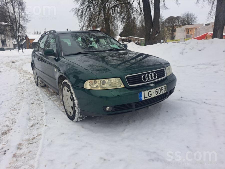 Green Audi A4 2001 in Jekabpils, with an engine capacity of 1.80 L and mileage of 249 thousand km for 1350 €, photo 1 on AUTOMOTO.COM.LV