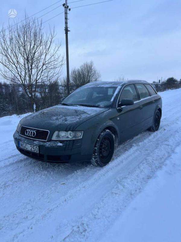 Zaļš Audi A4 2002 Viļņa, ar dzinēja tilpumu 1.90 L un nobraukumu 440 tūkst. km par 600 €, foto 1 vietnē AUTOMOTO.COM.LV