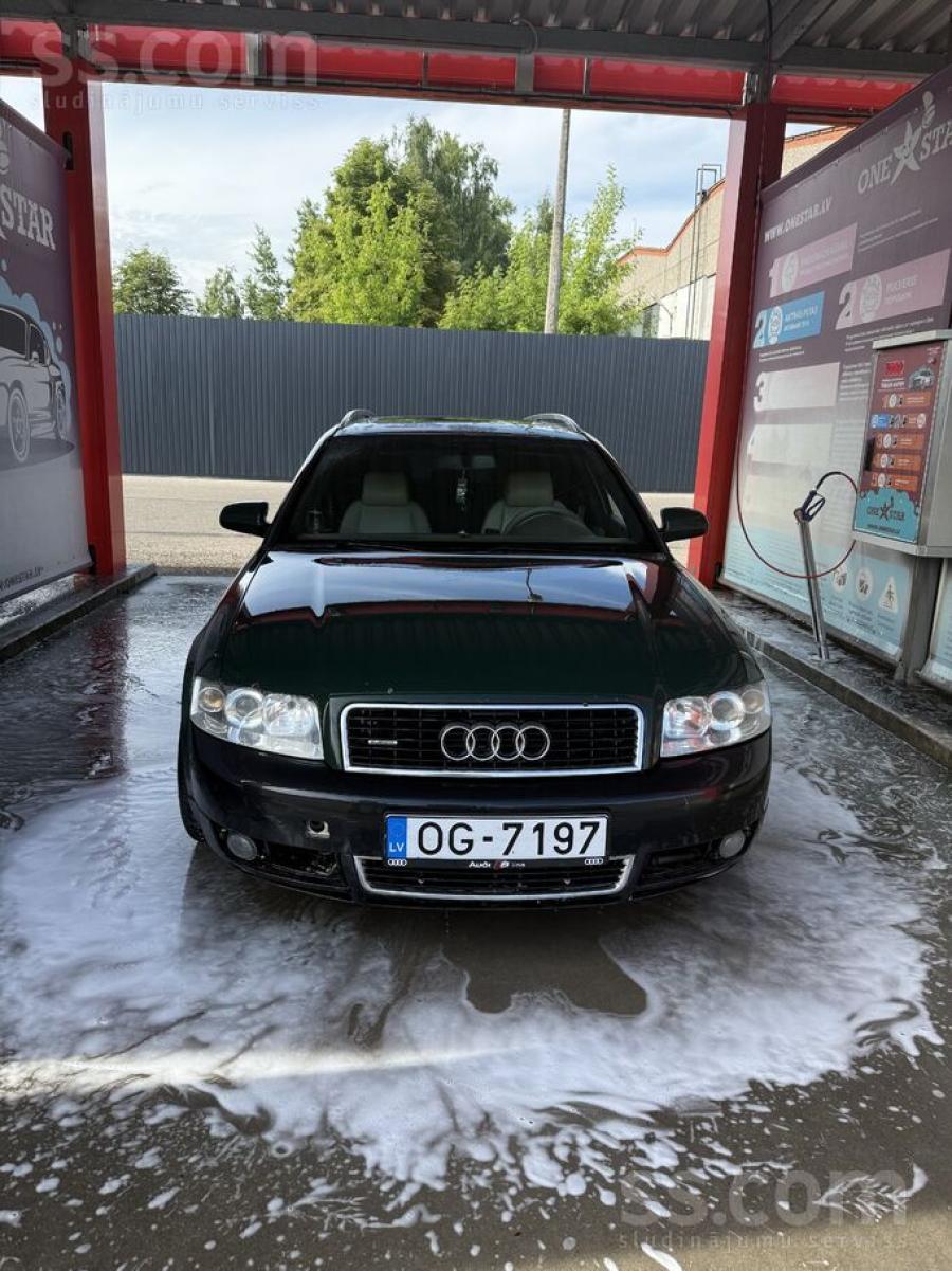 Zaļš Audi A4 2002 Daugavpils, ar dzinēja tilpumu 2.50 L un nobraukumu 440 tūkst. km par 1400 €, foto 1 vietnē AUTOMOTO.COM.LV