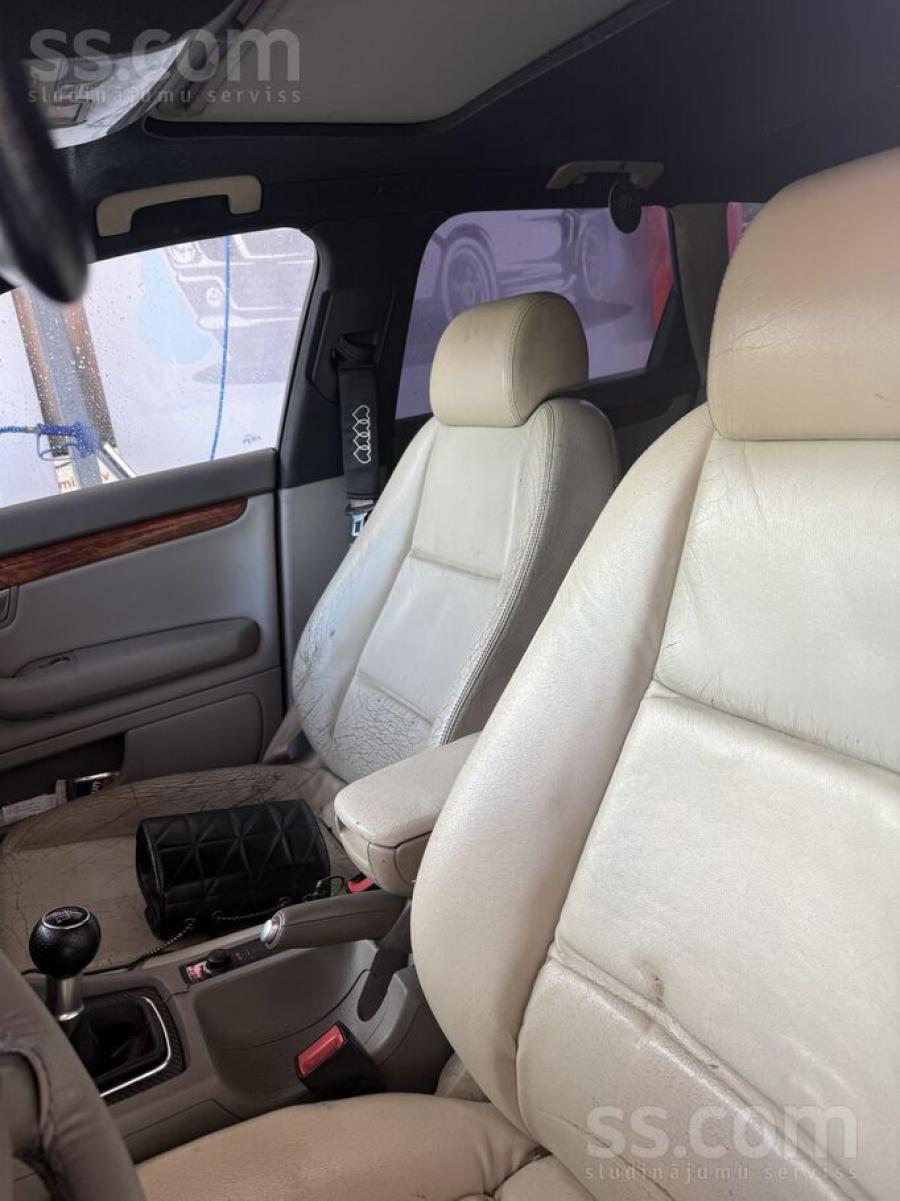 Zaļš Audi A4 2002 Daugavpils, ar dzinēja tilpumu 2.50 L un nobraukumu 440 tūkst. km par 1400 €, foto 9 vietnē AUTOMOTO.COM.LV