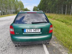 Зеленый Ауди А4 2002 в Вильянди, объемом двигателя 3.00 л и пробегом 325 тыс. км за 1650 €, фото 5 на AUTOMOTO.COM.LV
