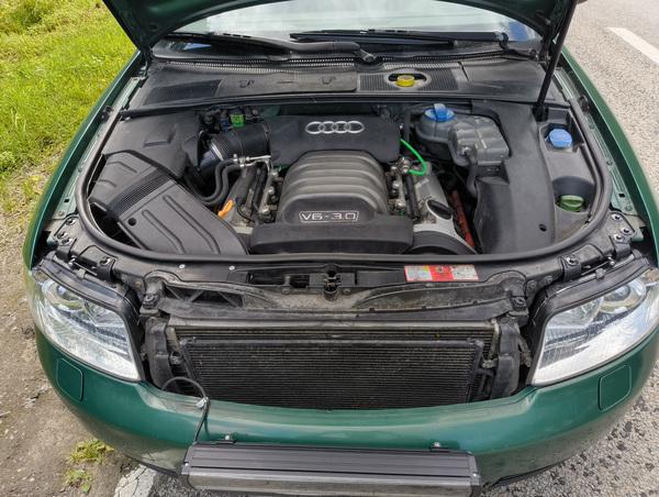 Green Audi A4 2002 in Viljandi, with an engine capacity of 3.00 L and mileage of 325 thousand km for 1650 €, photo 5 on AUTOMOTO.COM.LV