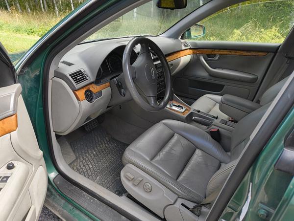 Green Audi A4 2002 in Viljandi, with an engine capacity of 3.00 L and mileage of 325 thousand km for 1650 €, photo 6 on AUTOMOTO.COM.LV