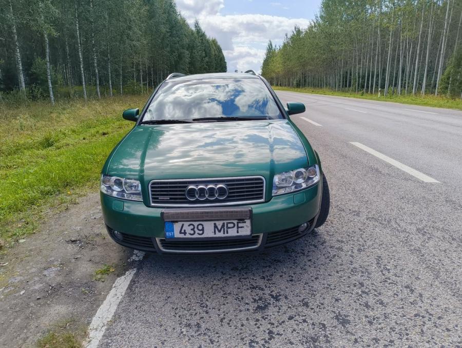 Зеленый Ауди А4 2002 в Вильянди, объемом двигателя 3.00 л и пробегом 325 тыс. км за 1650 €, фото 11 на AUTOMOTO.COM.LV