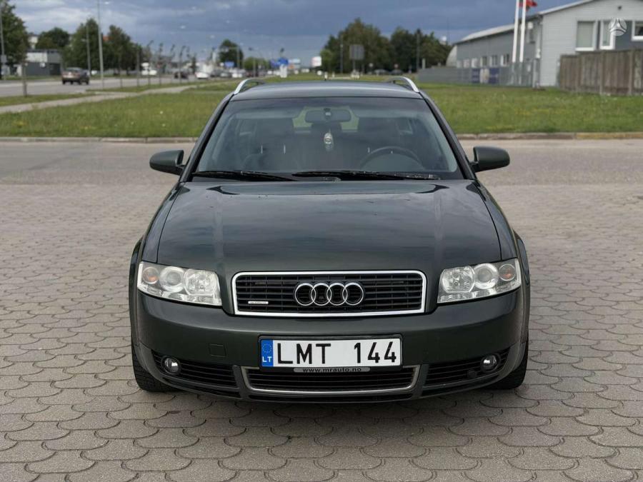 Zaļš Audi A4 2002 Šauļi, ar dzinēja tilpumu 1.90 L un nobraukumu 420 tūkst. km par 2500 €, foto 1 vietnē AUTOMOTO.COM.LV