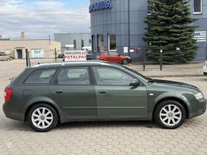 Zaļš Audi A4 2002 Šauļi, ar dzinēja tilpumu 1.90 L un nobraukumu 420 tūkst. km par 2500 €, foto 8 vietnē AUTOMOTO.COM.LV