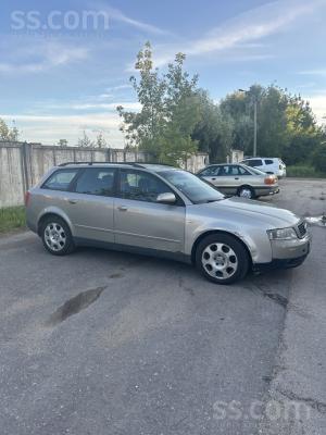 Зеленый Ауди А4 2003 в Елгава, объемом двигателя 2.50 л и пробегом 415 тыс. км за 850 €, фото 6 на AUTOMOTO.COM.LV