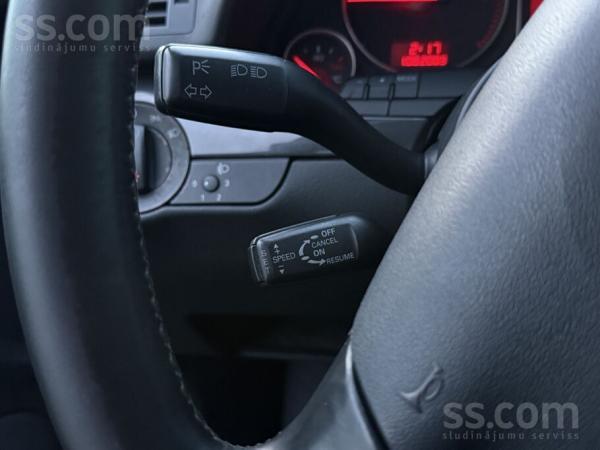 Zaļš Audi A4 2004 Dobele, ar dzinēja tilpumu 1.90 L un nobraukumu 308 tūkst. km par 2700 €, foto 11 vietnē AUTOMOTO.COM.LV