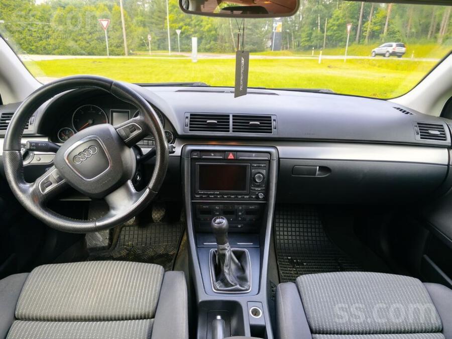 Green Audi A4 2006 in Madona, with an engine capacity of 1.90 L and mileage of 339 thousand km for 3590 €, photo 6 on AUTOMOTO.COM.LV