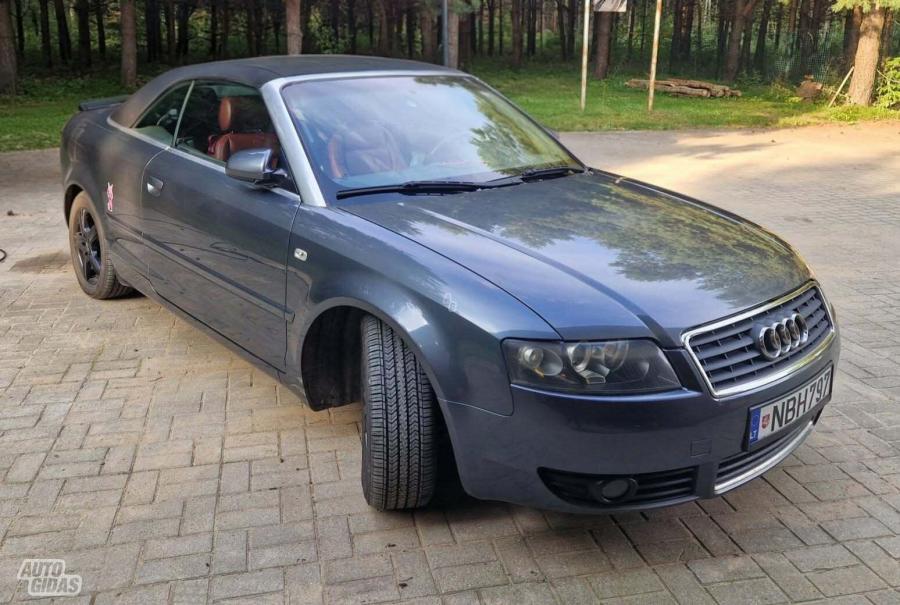 Pelēks Audi A4 2002 Klaipėda, ar dzinēja tilpumu 2.40 L un nobraukumu 283 tūkst. km par 5599 €, foto 3 vietnē AUTOMOTO.COM.LV