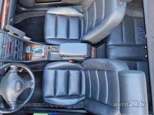 Pelēks Audi A4 2002 Tallina, ar dzinēja tilpumu 2.40 L un nobraukumu 243 tūkst. km par 5250 €, foto 6 vietnē AUTOMOTO.COM.LV