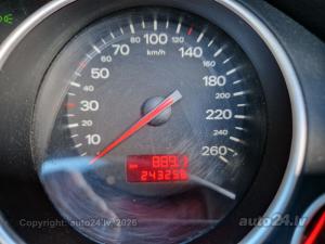 Pelēks Audi A4 2002 Tallina, ar dzinēja tilpumu 2.40 L un nobraukumu 243 tūkst. km par 5250 €, foto 7 vietnē AUTOMOTO.COM.LV