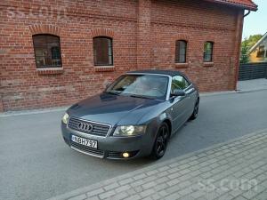 Grey Audi A4 2002 in Riga, with an engine capacity of 2.40 L and mileage of 285 thousand km for 3000 €, photo 4 on AUTOMOTO.COM.LV