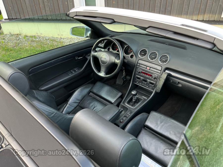 Pelēks Audi A4 2003 Tartu, ar dzinēja tilpumu 1.80 L un nobraukumu 231 tūkst. km par 4899 €, foto 14 vietnē AUTOMOTO.COM.LV