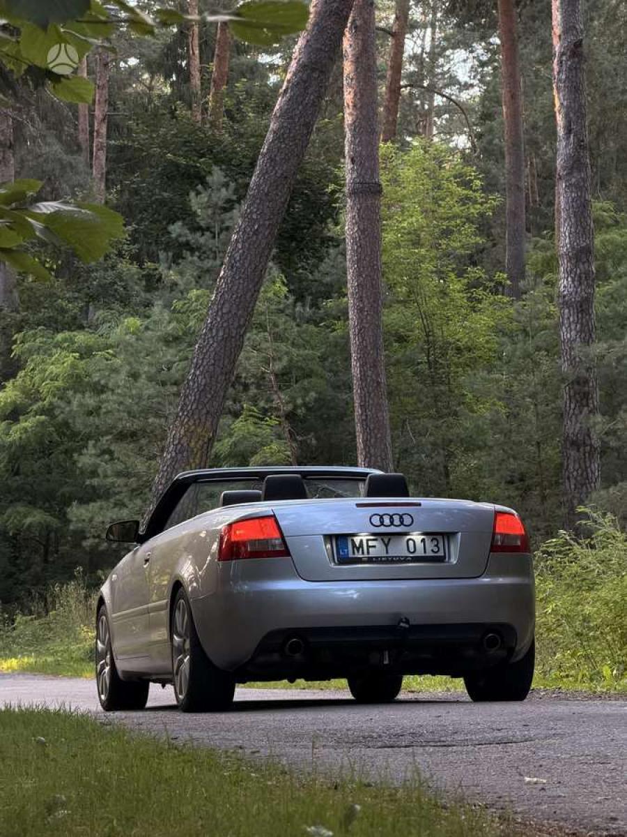 Pelēks Audi A4 2003 Kauņa, ar dzinēja tilpumu 2.39 L un nobraukumu 257 tūkst. km par 2800 €, foto 20 vietnē AUTOMOTO.COM.LV