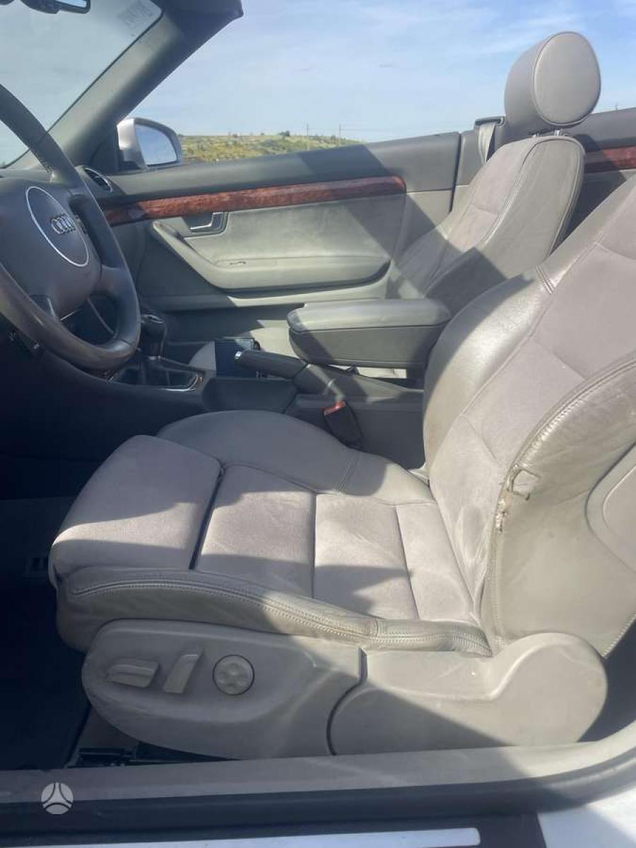 Grey Audi A4 2005 in Siauliai, with an engine capacity of 2.50 L and mileage of 284 thousand km for 3150 €, photo 13 on AUTOMOTO.COM.LV