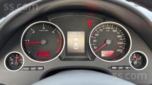 Grey Audi A4 2006 in Riga, with an engine capacity of 3.00 L and mileage of 212 thousand km for 6700 €, photo 13 on AUTOMOTO.COM.LV