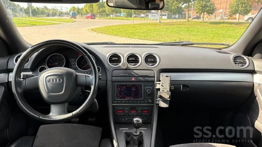 Grey Audi A4 2006 in Liepaja, with an engine capacity of 1.80 L and mileage of 236 thousand km for 3350 €, photo 16 on AUTOMOTO.COM.LV