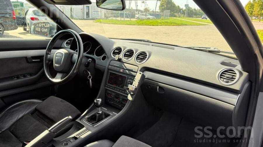 Grey Audi A4 2006 in Liepaja, with an engine capacity of 1.80 L and mileage of 236 thousand km for 3350 €, photo 18 on AUTOMOTO.COM.LV
