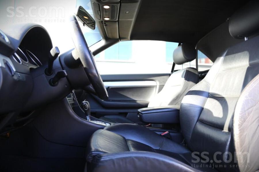 Grey Audi A4 2008 in Riga, with an engine capacity of 2.00 L and mileage of 321 thousand km for 4995 €, photo 8 on AUTOMOTO.COM.LV